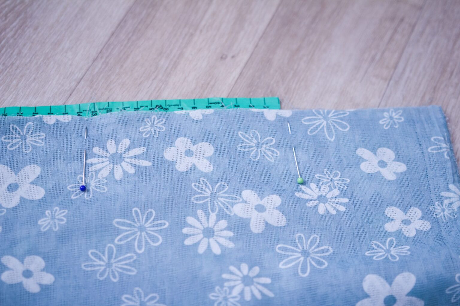 How to make an Infinity Scarf – Fresh Crush – DIY tutorials