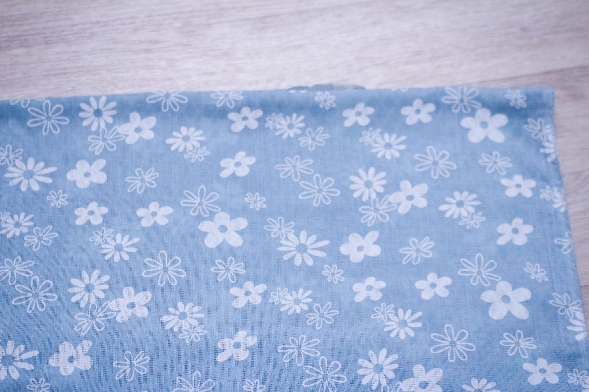 How to make an Infinity Scarf – Fresh Crush – DIY tutorials